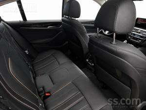 Melns BMW 520 2020 Rīga, ar dzinēja tilpumu 2.00 L un nobraukumu 98 tūkst. km par 29900 €, foto 12 vietnē AUTOMOTO.COM.LV