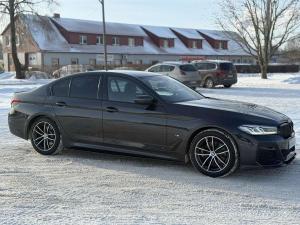 Melns BMW 520 2021 Tauragė, ar dzinēja tilpumu 2.00 L un nobraukumu 246 tūkst. km par 24900 €, foto 3 vietnē AUTOMOTO.COM.LV