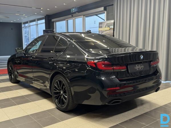 Melns BMW 520 2021 Mārupe, ar dzinēja tilpumu 2.00 L un nobraukumu 89 tūkst. km par 29990 €, foto 4 vietnē AUTOMOTO.COM.LV