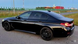 Melns BMW 520 2021 Šauļi, ar dzinēja tilpumu 2.00 L un nobraukumu 250 tūkst. km par 25500 €, foto 5 vietnē AUTOMOTO.COM.LV