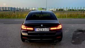 Melns BMW 520 2021 Šauļi, ar dzinēja tilpumu 2.00 L un nobraukumu 250 tūkst. km par 25500 €, foto 7 vietnē AUTOMOTO.COM.LV