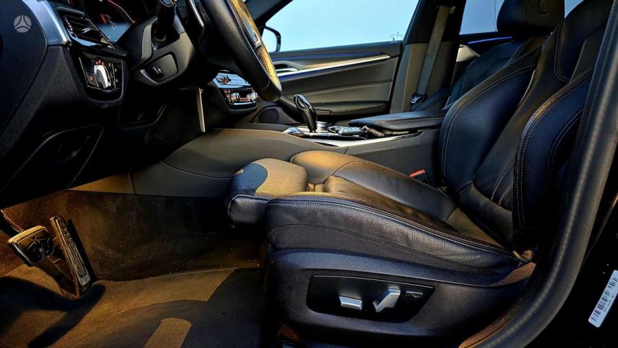 Melns BMW 520 2021 Šauļi, ar dzinēja tilpumu 2.00 L un nobraukumu 250 tūkst. km par 25500 €, foto 46 vietnē AUTOMOTO.COM.LV