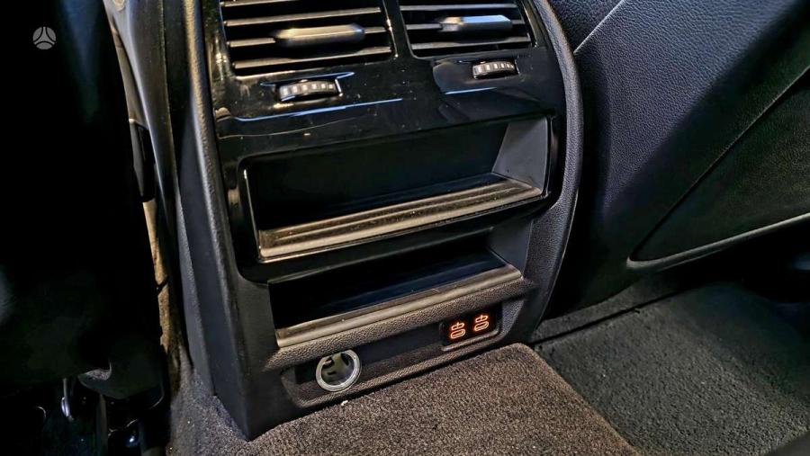 Melns BMW 520 2021 Šauļi, ar dzinēja tilpumu 2.00 L un nobraukumu 250 tūkst. km par 25500 €, foto 49 vietnē AUTOMOTO.COM.LV