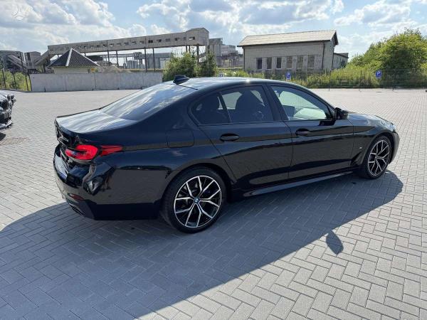 Melns BMW 520 2021 Telšiai, ar dzinēja tilpumu 2.00 L un nobraukumu 210 tūkst. km par 23500 €, foto 7 vietnē AUTOMOTO.COM.LV