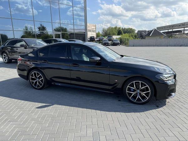 Melns BMW 520 2021 Telšiai, ar dzinēja tilpumu 2.00 L un nobraukumu 210 tūkst. km par 23500 €, foto 8 vietnē AUTOMOTO.COM.LV