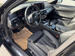 Black BMW 520 2021 in Telschi, with an engine capacity of 2.00 L and mileage of 210 thousand km for 23500 €, photo 21 on AUTOMOTO.COM.LV