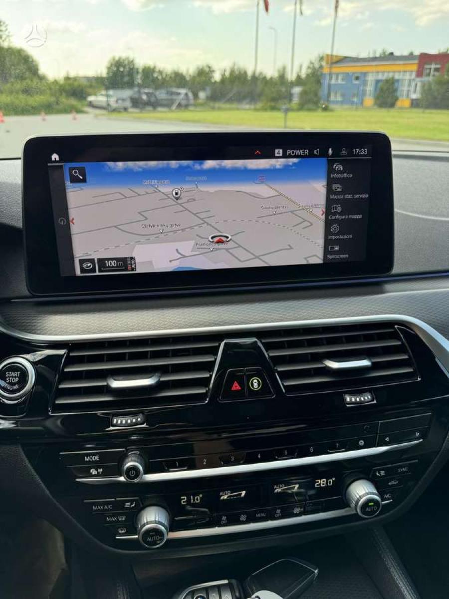 Black BMW 520 2021 in Telschi, with an engine capacity of 2.00 L and mileage of 210 thousand km for 23500 €, photo 38 on AUTOMOTO.COM.LV