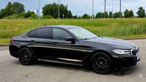 Melns BMW 520 2021 Kauņa, ar dzinēja tilpumu 2.00 L un nobraukumu 248 tūkst. km par 19900 €, foto 3 vietnē AUTOMOTO.COM.LV