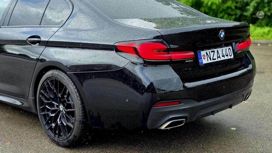 Melns BMW 520 2021 Kauņa, ar dzinēja tilpumu 2.00 L un nobraukumu 248 tūkst. km par 19900 €, foto 11 vietnē AUTOMOTO.COM.LV