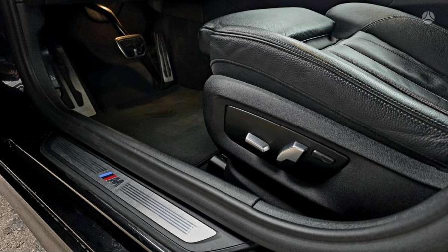 Melns BMW 520 2021 Kauņa, ar dzinēja tilpumu 2.00 L un nobraukumu 248 tūkst. km par 19900 €, foto 24 vietnē AUTOMOTO.COM.LV
