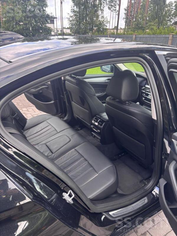 Melns BMW 520 2021 Rīga, ar dzinēja tilpumu 2.00 L un nobraukumu 72 tūkst. km par 35000 €, foto 7 vietnē AUTOMOTO.COM.LV