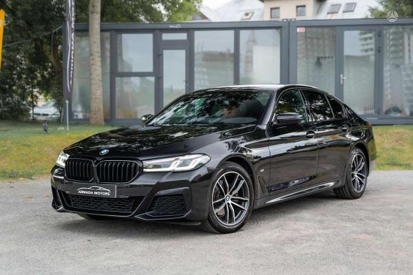 Black BMW 520 2021 in Vilnius, with an engine capacity of 2.00 L and mileage of 50 thousand km for 35900 €, photo 6 on AUTOMOTO.COM.LV