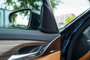 Black BMW 520 2021 in Vilnius, with an engine capacity of 2.00 L and mileage of 50 thousand km for 35900 €, photo 38 on AUTOMOTO.COM.LV