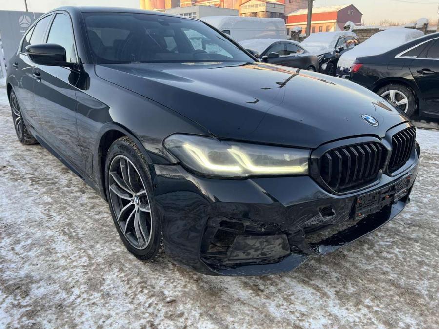 Melns BMW 520 2022 Kauņa, ar dzinēja tilpumu 2.00 L un nobraukumu 82 tūkst. km par 27900 €, foto 8 vietnē AUTOMOTO.COM.LV