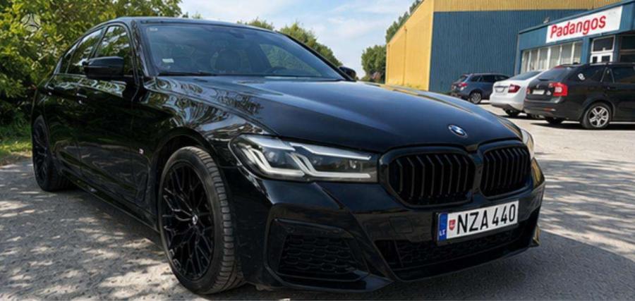 Melns BMW 520 2022 Viļņa, ar dzinēja tilpumu 2.00 L un nobraukumu 256 tūkst. km par 24450 €, foto 4 vietnē AUTOMOTO.COM.LV