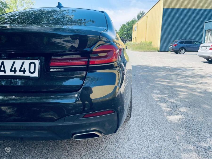 Melns BMW 520 2022 Viļņa, ar dzinēja tilpumu 2.00 L un nobraukumu 256 tūkst. km par 24450 €, foto 8 vietnē AUTOMOTO.COM.LV