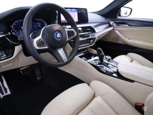 Melns BMW 520 2022 Viļņa, ar dzinēja tilpumu 2.00 L un nobraukumu 82 tūkst. km par 31460 €, foto 6 vietnē AUTOMOTO.COM.LV