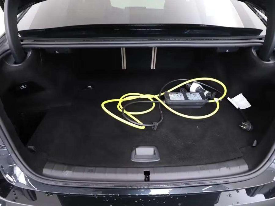 Melns BMW 520 2022 Viļņa, ar dzinēja tilpumu 2.00 L un nobraukumu 82 tūkst. km par 31460 €, foto 24 vietnē AUTOMOTO.COM.LV