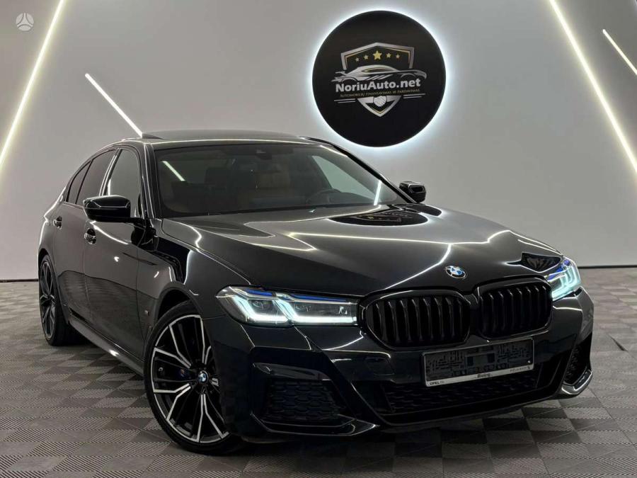 Black BMW 520 2022 in Marijampole, with an engine capacity of 2.00 L and mileage of 272 thousand km for 25999 €, photo 1 on AUTOMOTO.COM.LV