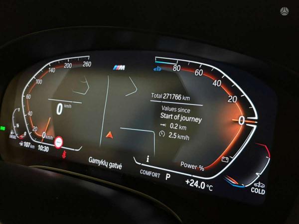 Black BMW 520 2022 in Marijampole, with an engine capacity of 2.00 L and mileage of 272 thousand km for 25999 €, photo 3 on AUTOMOTO.COM.LV