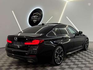 Black BMW 520 2022 in Marijampole, with an engine capacity of 2.00 L and mileage of 272 thousand km for 25999 €, photo 34 on AUTOMOTO.COM.LV