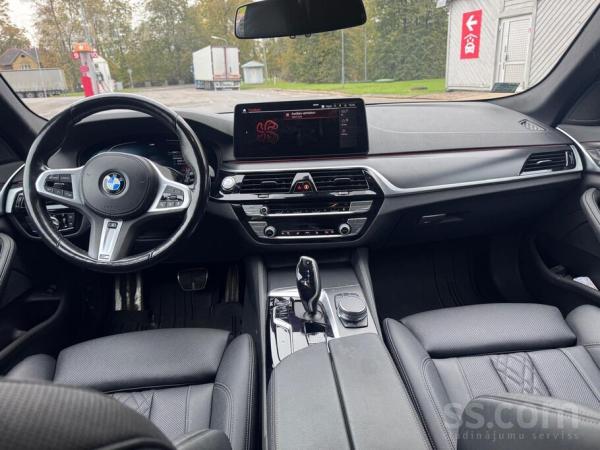Melns BMW 520 2022 Rīga, ar dzinēja tilpumu 2.00 L un nobraukumu 50 tūkst. km par 41500 €, foto 5 vietnē AUTOMOTO.COM.LV