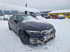 Black BMW 520 2023 in Kaunas, with an engine capacity of 2.00 L and mileage of 260 thousand km for 21500 €, photo 2 on AUTOMOTO.COM.LV