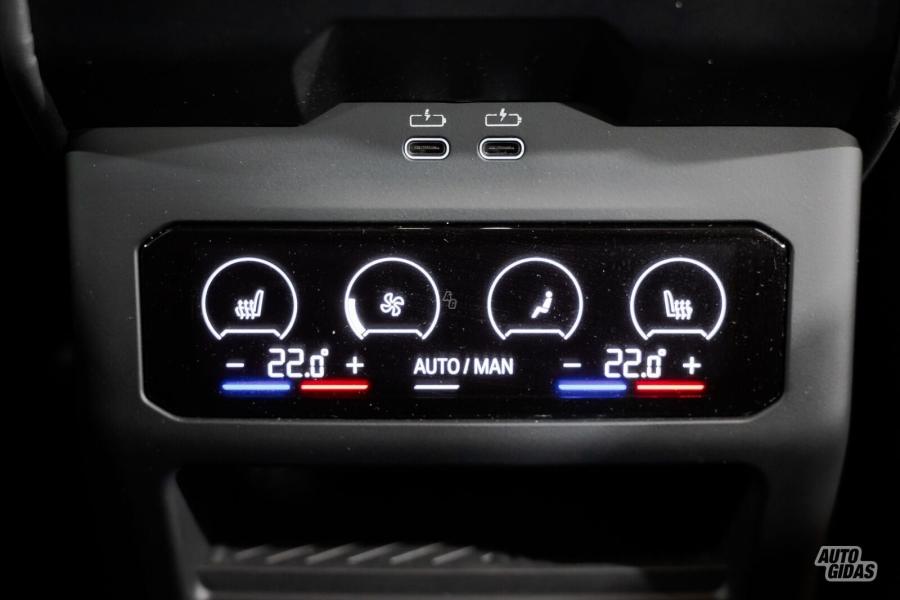 Black BMW 520 2023 in Vilnius, with an engine capacity of 2.00 L and mileage of 54 thousand km for 51991 €, photo 20 on AUTOMOTO.COM.LV