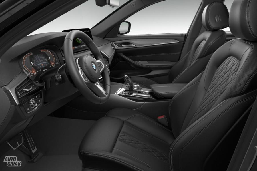 Melns BMW 520 2023 Viļņa, ar dzinēja tilpumu 2.00 L un nobraukumu 89 tūkst. km par 36491 €, foto 3 vietnē AUTOMOTO.COM.LV