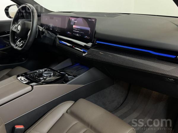 Melns BMW 520 2024 Rīga, ar dzinēja tilpumu 2.00 L un nobraukumu 24 tūkst. km par 57900 €, foto 10 vietnē AUTOMOTO.COM.LV
