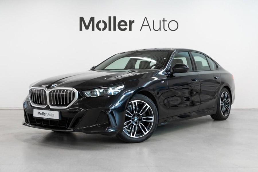 Black BMW 520 2024 in Vilnius, with an engine capacity of 2.00 L and mileage of 59 thousand km for 51000 €, photo 1 on AUTOMOTO.COM.LV