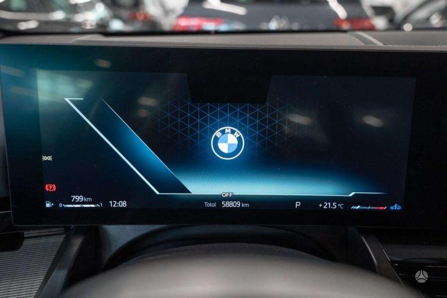 Black BMW 520 2024 in Vilnius, with an engine capacity of 2.00 L and mileage of 59 thousand km for 51000 €, photo 11 on AUTOMOTO.COM.LV