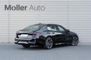 Melns BMW 520 2024 Mārupe, ar dzinēja tilpumu 2.00 L un nobraukumu 67 tūkst. km par 52650 €, foto 5 vietnē AUTOMOTO.COM.LV