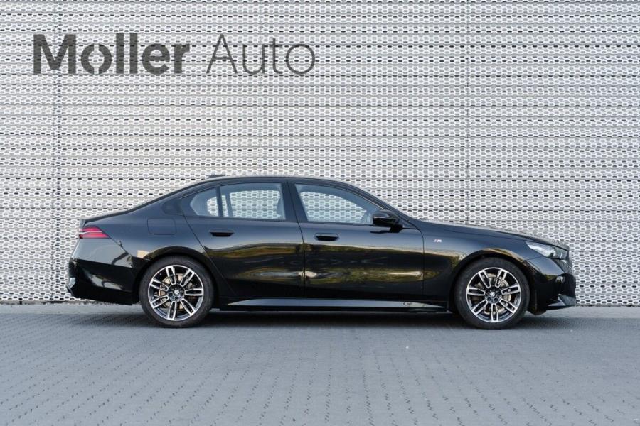 Melns BMW 520 2024 Mārupe, ar dzinēja tilpumu 2.00 L un nobraukumu 67 tūkst. km par 52650 €, foto 6 vietnē AUTOMOTO.COM.LV