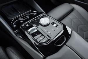 Melns BMW 520 2024 Mārupe, ar dzinēja tilpumu 2.00 L un nobraukumu 67 tūkst. km par 52650 €, foto 25 vietnē AUTOMOTO.COM.LV
