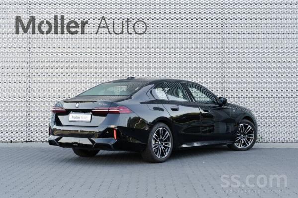 Melns BMW 520 2024 Rīga, ar dzinēja tilpumu 2.00 L un nobraukumu 67 tūkst. km par 52650 €, foto 4 vietnē AUTOMOTO.COM.LV