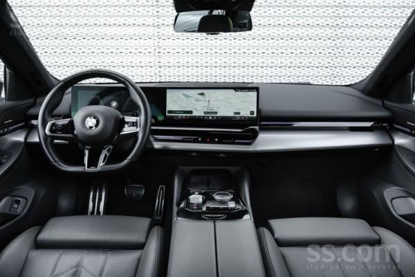 Melns BMW 520 2024 Rīga, ar dzinēja tilpumu 2.00 L un nobraukumu 67 tūkst. km par 52650 €, foto 7 vietnē AUTOMOTO.COM.LV