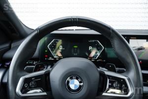 Black BMW 520 2024 in Riga, with an engine capacity of 2.00 L and mileage of 67 thousand km for 52650 €, photo 15 on AUTOMOTO.COM.LV