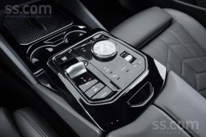 Black BMW 520 2024 in Riga, with an engine capacity of 2.00 L and mileage of 67 thousand km for 52650 €, photo 25 on AUTOMOTO.COM.LV
