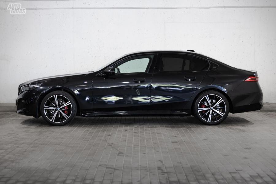 Melns BMW 520 2024 Viļņa, ar dzinēja tilpumu 2.00 L un nobraukumu 58 tūkst. km par 51991 €, foto 5 vietnē AUTOMOTO.COM.LV