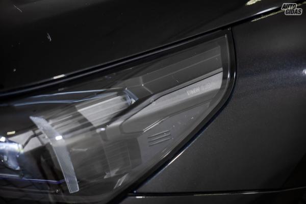 Black BMW 520 2024 in Vilnius, with an engine capacity of 2.00 L and mileage of 58 thousand km for 51991 €, photo 7 on AUTOMOTO.COM.LV