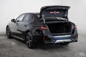 Melns BMW 520 2024 Viļņa, ar dzinēja tilpumu 2.00 L un nobraukumu 58 tūkst. km par 51991 €, foto 12 vietnē AUTOMOTO.COM.LV