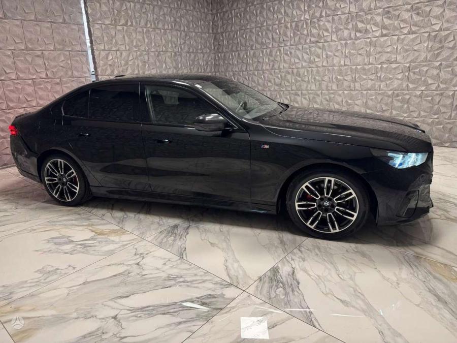 Черный БМВ 520 2024 в Каунас, объемом двигателя 2.00 л и пробегом 135 тыс. км за 31999 €, фото 4 на AUTOMOTO.COM.LV