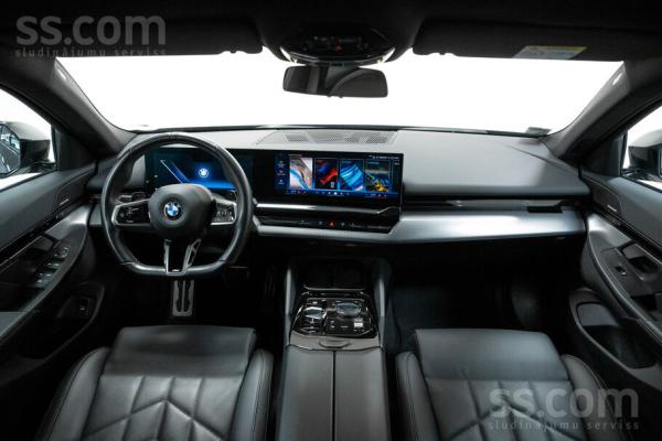 Melns BMW 520 2024 Rīga, ar dzinēja tilpumu 2.00 L un nobraukumu 41 tūkst. km par 53900 €, foto 9 vietnē AUTOMOTO.COM.LV