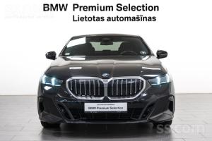 Black BMW 520 2024 in Riga, with an engine capacity of 2.00 L and mileage of 47 thousand km for 53900 €, photo 8 on AUTOMOTO.COM.LV