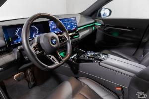 Melns BMW 520 2024 Viļņa, ar dzinēja tilpumu 2.00 L un nobraukumu 61 tūkst. km par 49954 €, foto 15 vietnē AUTOMOTO.COM.LV