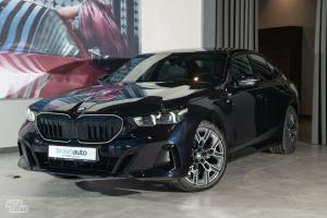Black BMW 520 2025 in Kaunas, with an engine capacity of 2.00 L and mileage of 24 thousand km for 63771 €, photo  on AUTOMOTO.COM.LV