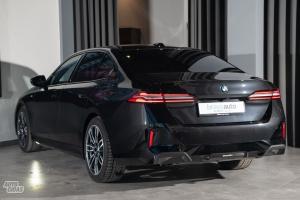 Melns BMW 520 2025 Klaipėda, ar dzinēja tilpumu 2.00 L un nobraukumu 20 tūkst. km par 55952 €, foto 6 vietnē AUTOMOTO.COM.LV