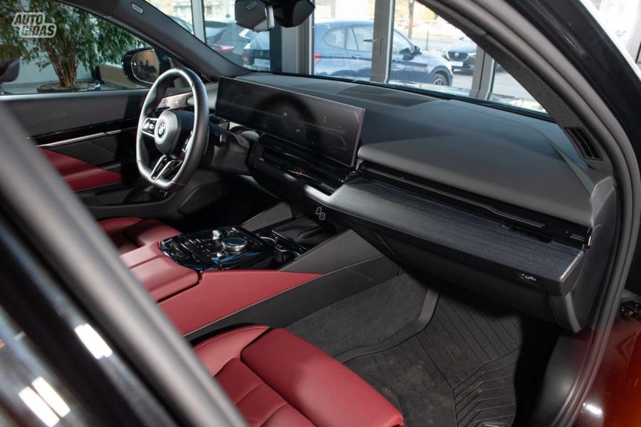 Melns BMW 520 2025 Klaipėda, ar dzinēja tilpumu 2.00 L un nobraukumu 20 tūkst. km par 55952 €, foto 22 vietnē AUTOMOTO.COM.LV