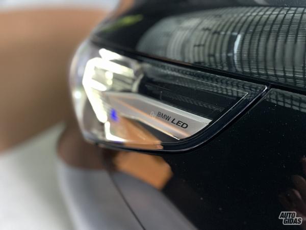 Black BMW 520 2025 in Klaipeda, with an engine capacity of 2.00 L and mileage of 20 thousand km for 55952 €, photo 8 on AUTOMOTO.COM.LV